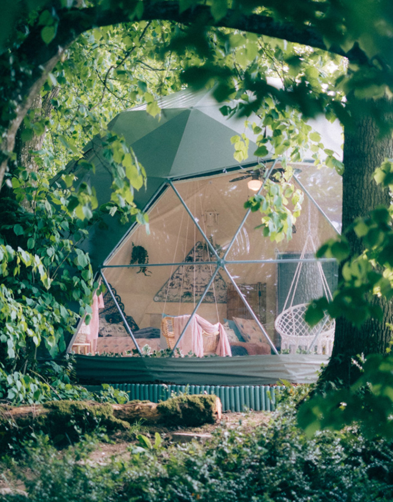 フランス－Escape to The Chateau – FDomes.jp ｜ コスパ抜群のグランピングテント