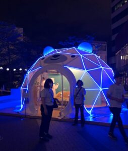 ドームテントが白くまくんになって渋谷に登場｜イベント向けFDomesクラシック – FDomes.jp ｜ コスパ抜群のグランピングテント
